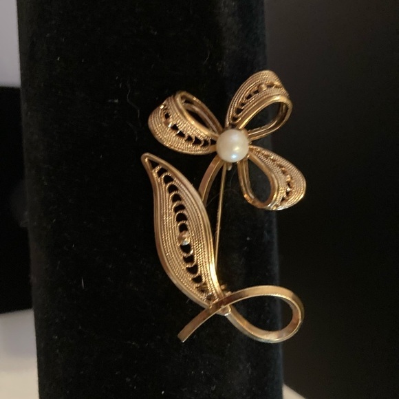 West Germany | Jewelry | West Germany Brooch Vintage Gold Tone Elegant ...